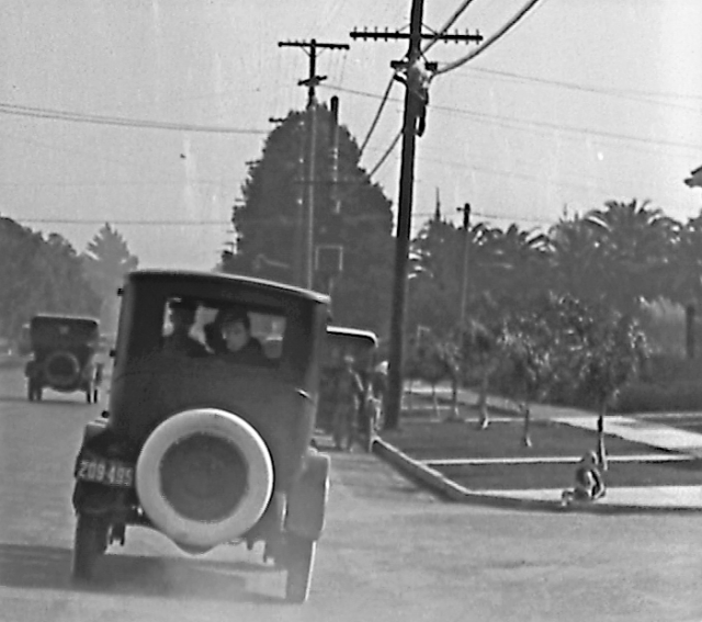 Buster’s Brazen Bystanders | Chaplin-Keaton-Lloyd film locations (and more)